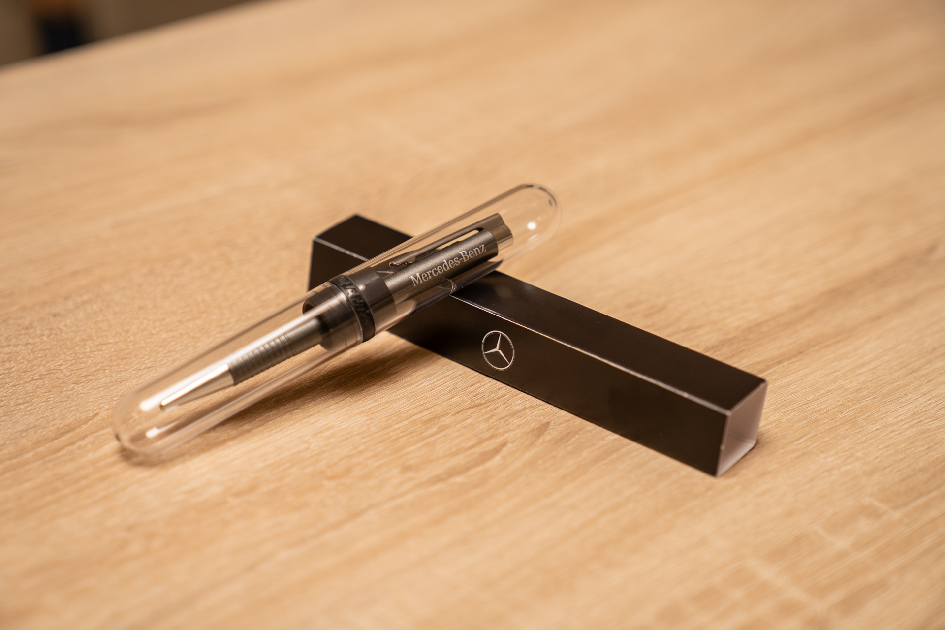 Mercedes-Benz Kugelschreiber LAMY logo mountaingrau B6695365...