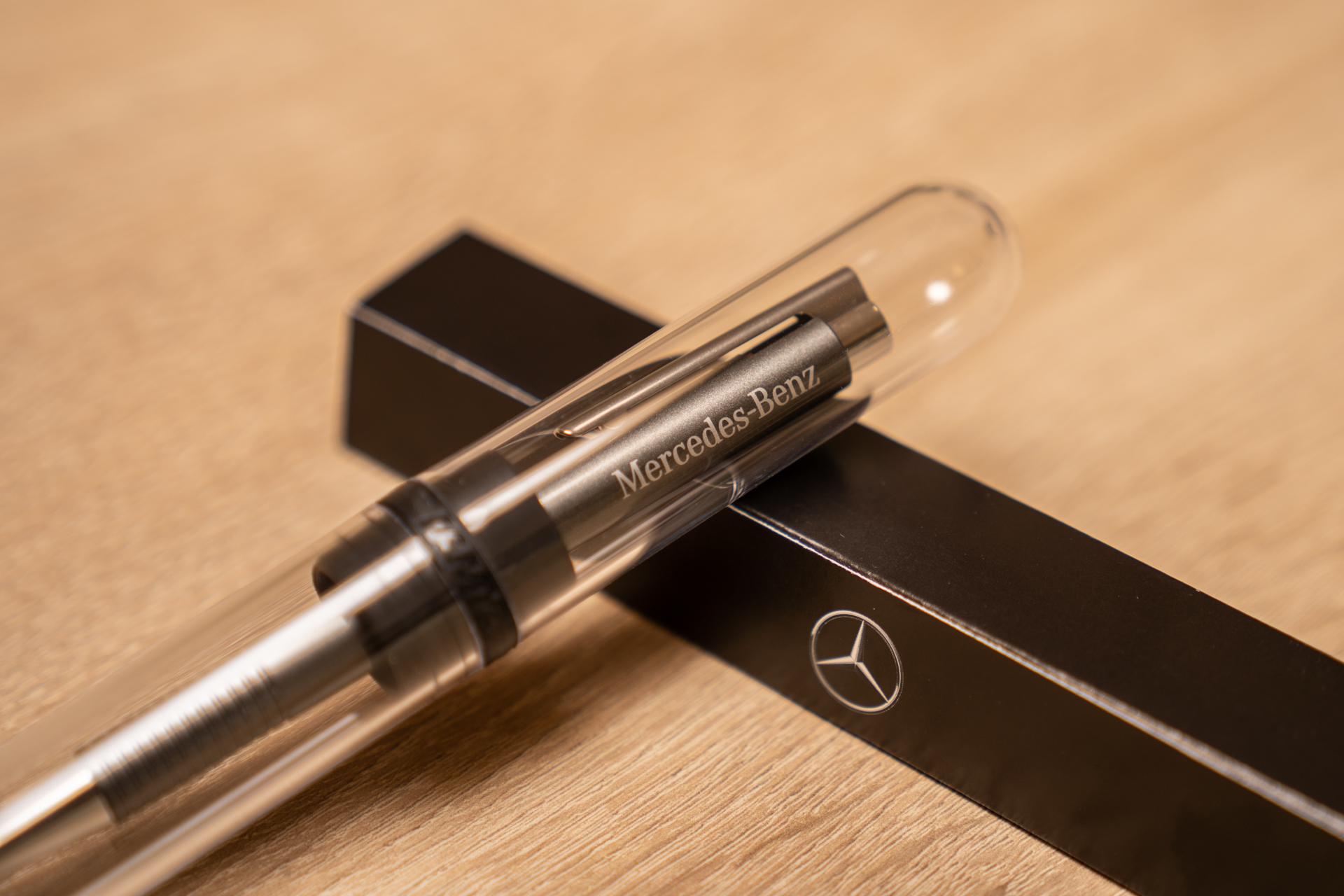 Mercedes-Benz Kugelschreiber LAMY logo mountaingrau B6695365...